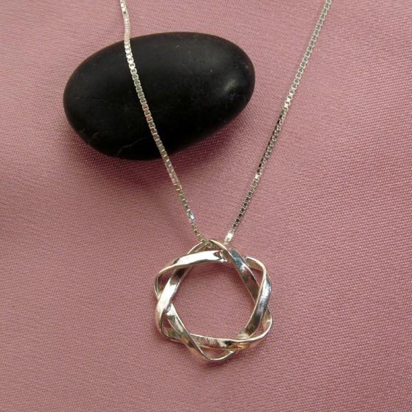 Large Sterling Silver Double Mobius Star Pendant – SensitivePlanet